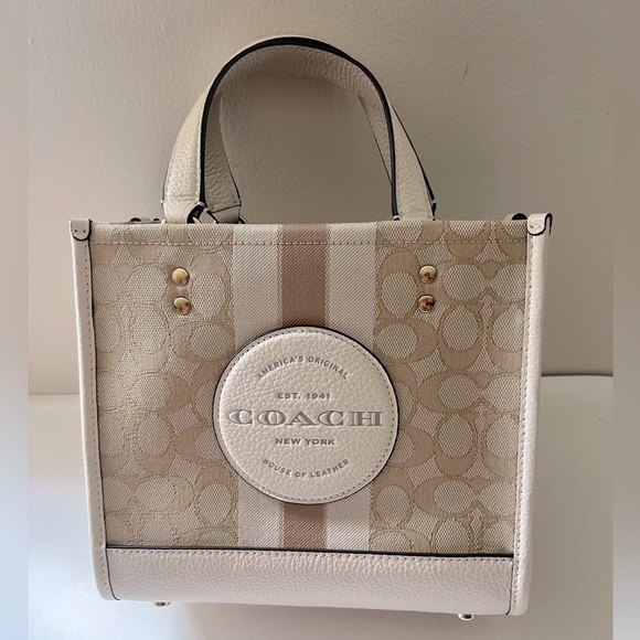 Coach | Bags | Nwt Coach Outlet Dempsey Tote 22 In Signature Jacquard ...